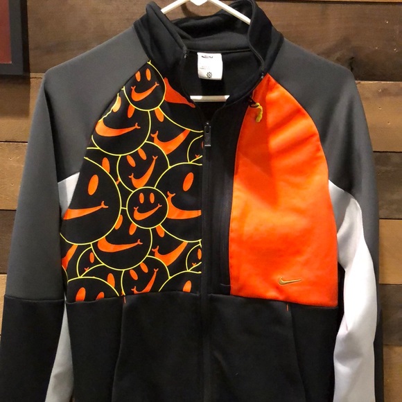 Nike | Jackets & Coats | Nike Go The Extra Smile | Poshmark
